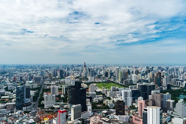 สารพัดปัจจัยกดอสังหา SPALI-SIRI พร้อมไปต่อ